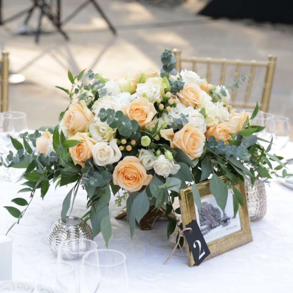 Centre Table Flower Decoration | Flower Decoration | FirenzeFlora