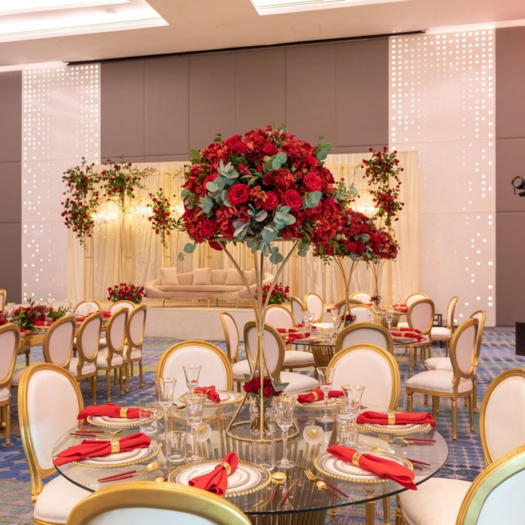Centre Table Flower Decoration | Flower Decoration | FirenzeFlora